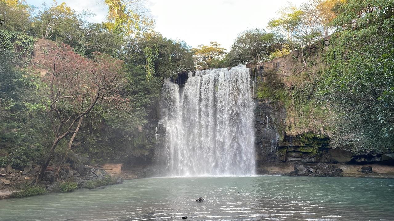 Catarata Llanos del Cortés | Nature in Costa Rica
